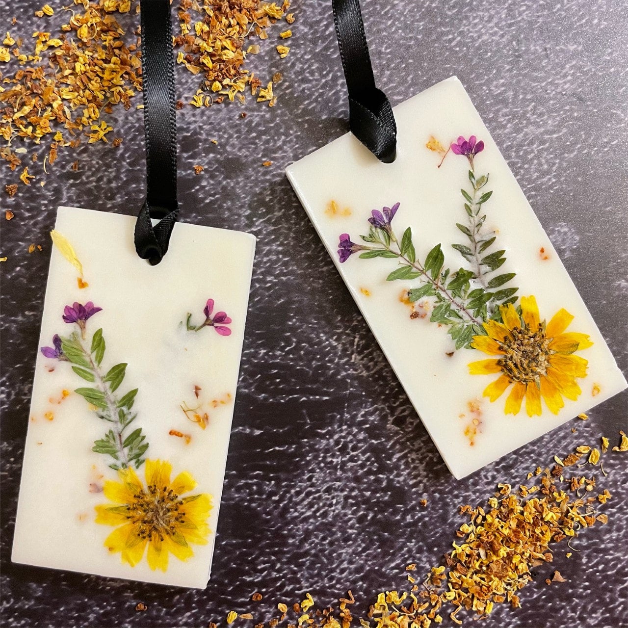 Scented Wax Tablet - Lilikoi | L'atelier de Claire